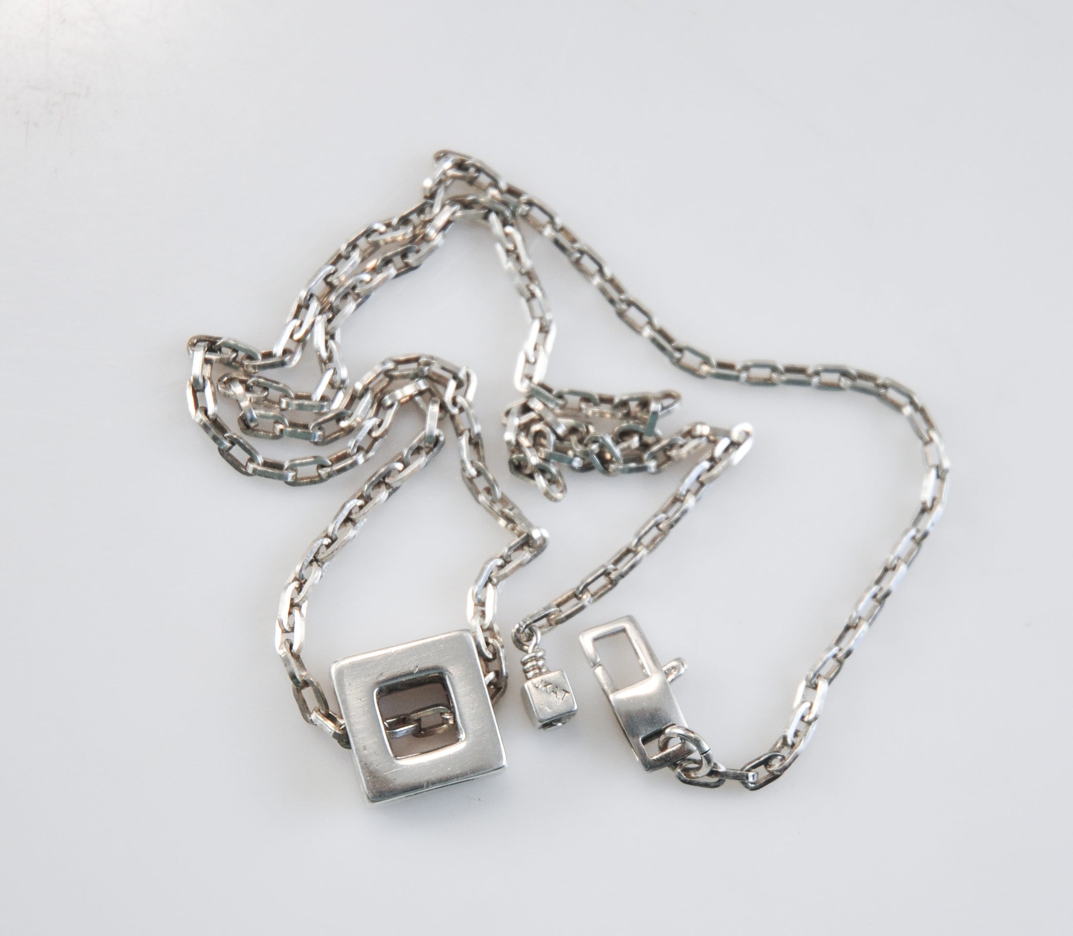 Designer Signed Sterling Silver Necklace – silvervintagejewelry