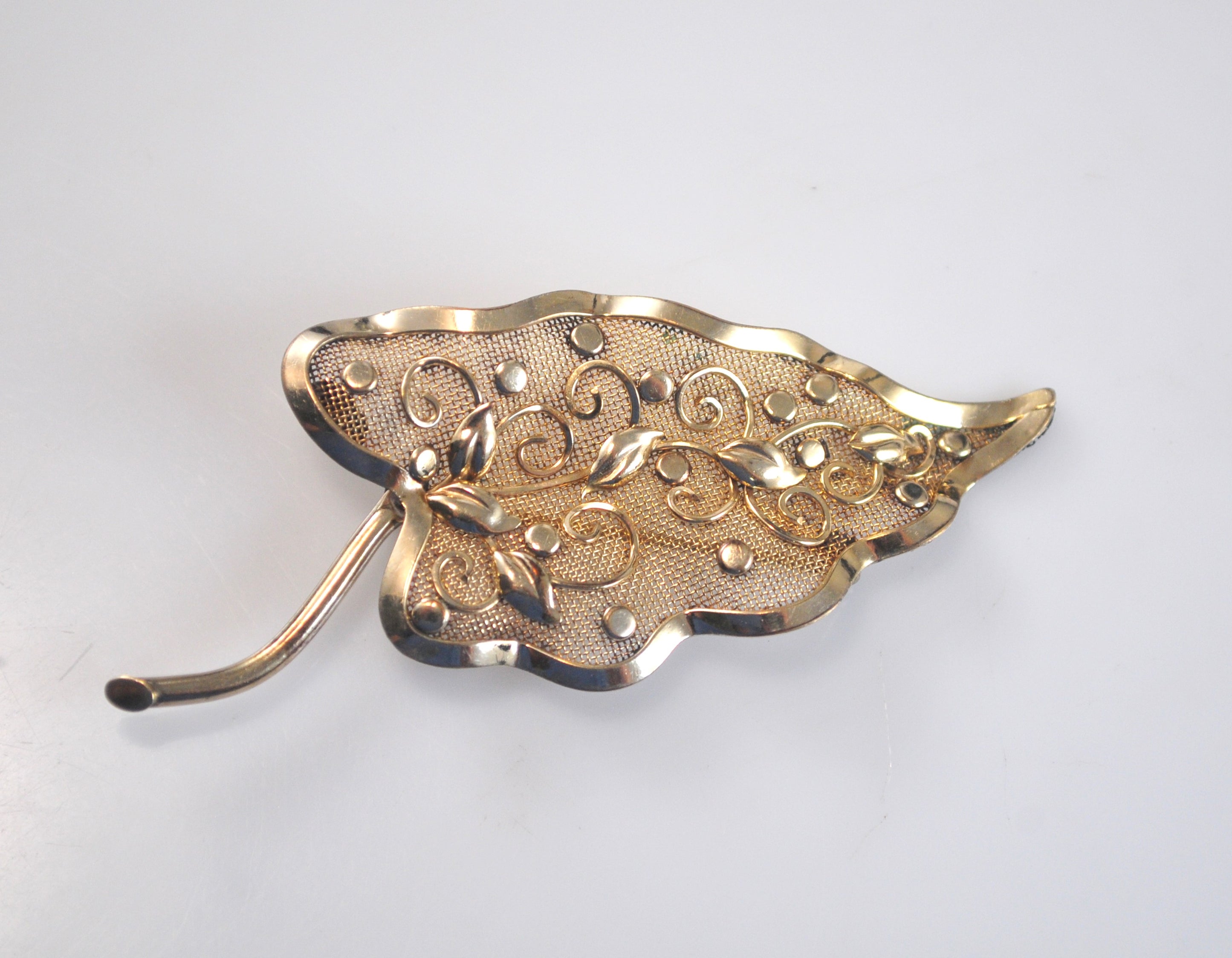 Vintage Walter Lampl Gold Filled Mesh Leaf Brooch Silvervintagejewelry 4603