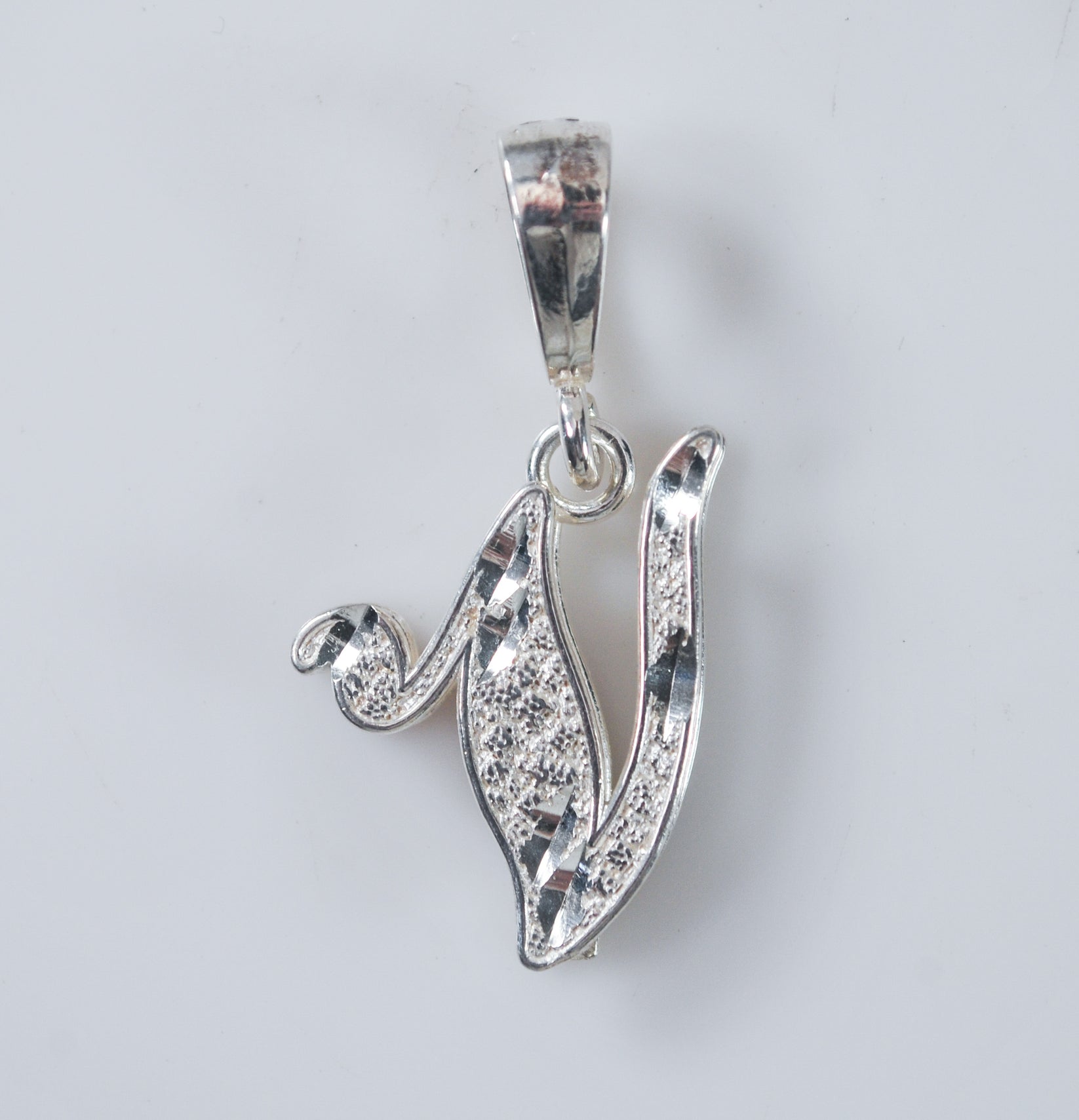Signed Sterling Silver Initial V Pendant – Silver Vintage Jewelry