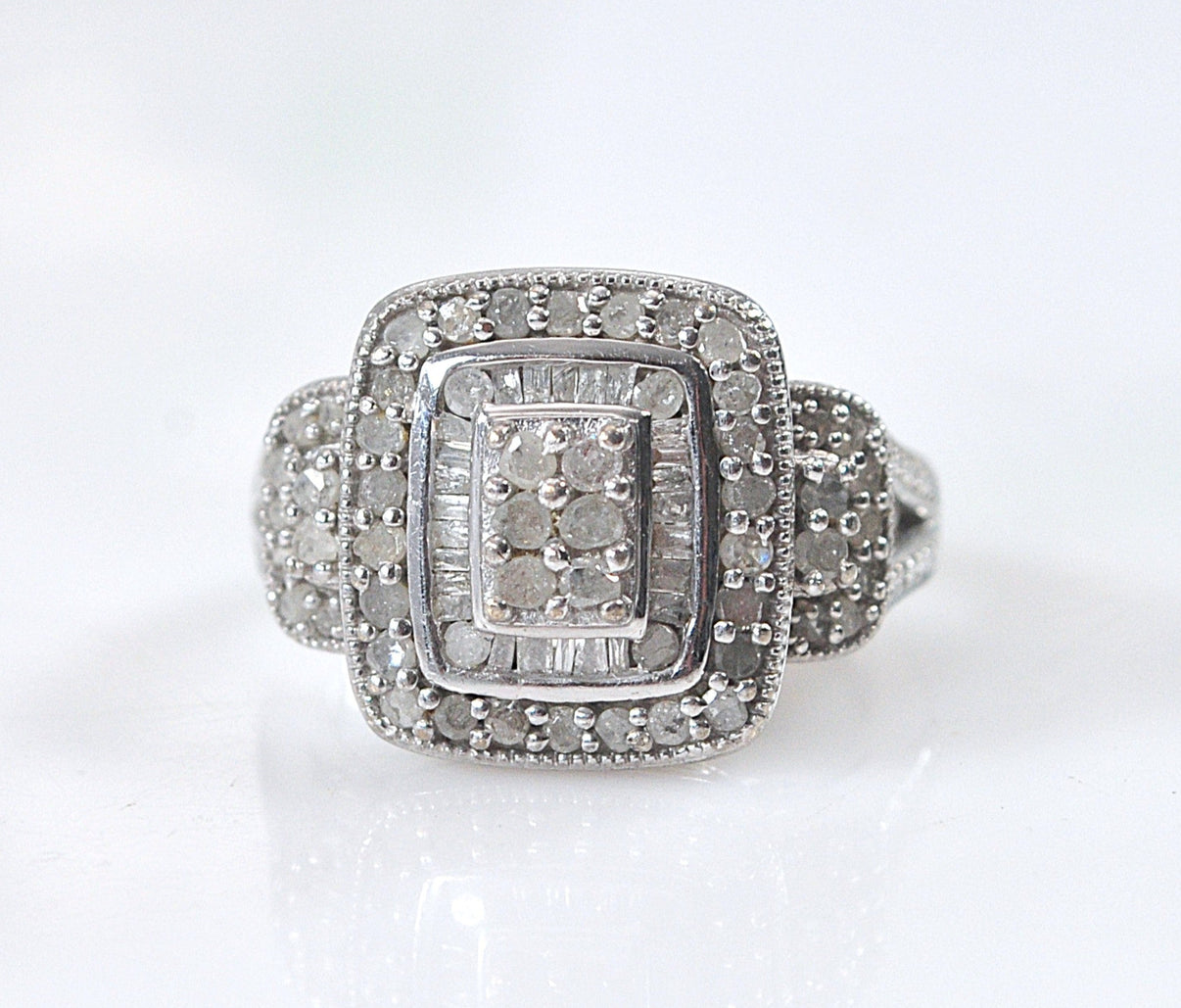 Sterling Silver Genuine Diamond Ring – silvervintagejewelry