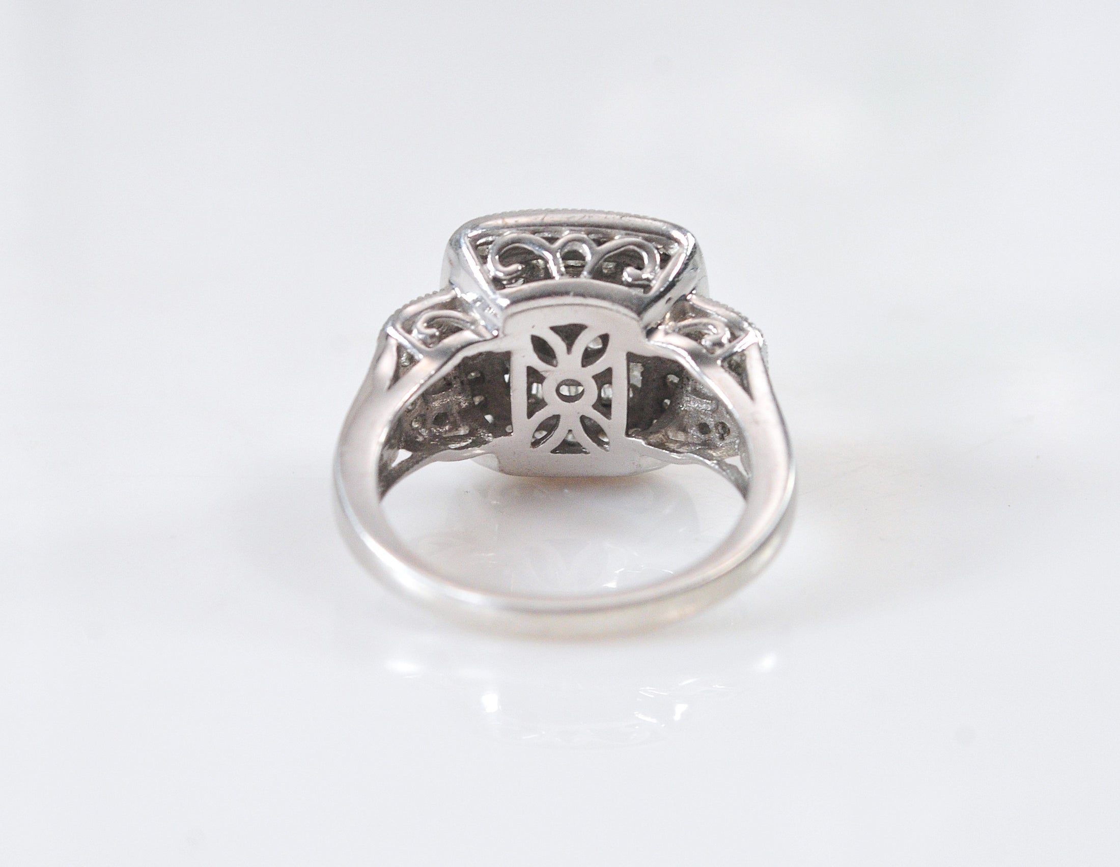 Sterling Silver Genuine Diamond Ring – silvervintagejewelry
